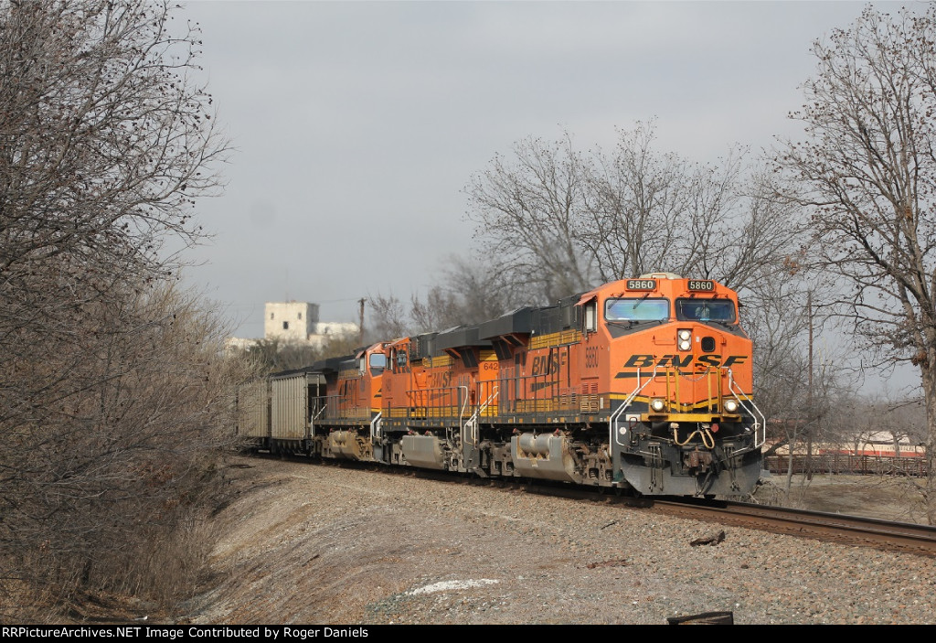 BNSF 5860